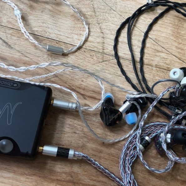 5 Ways to Straighten Out Headphones Cables - Music Rooms
